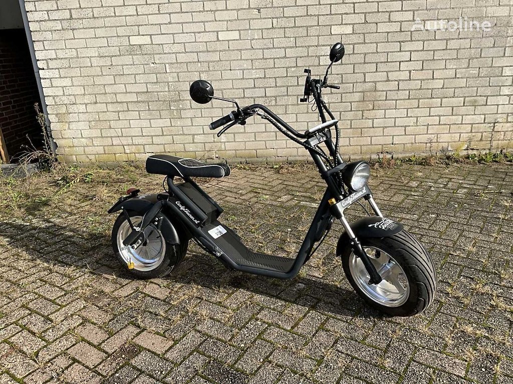 Prodaje se Spyder wheelz Snorscooter skuter na aukciji