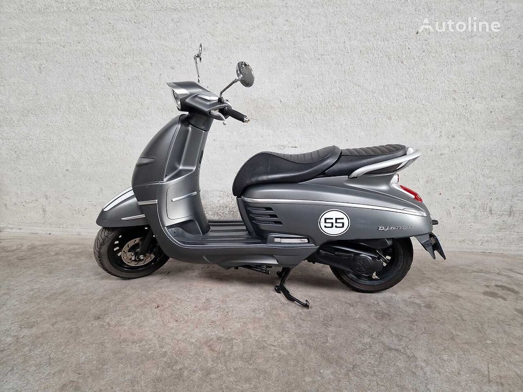 Prodaje se Peugeot Snorscooter skuter na aukciji