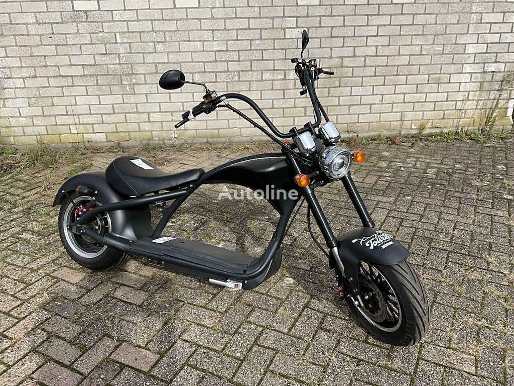 Prodaje se Mangosteen Snorscooter skuter na aukciji