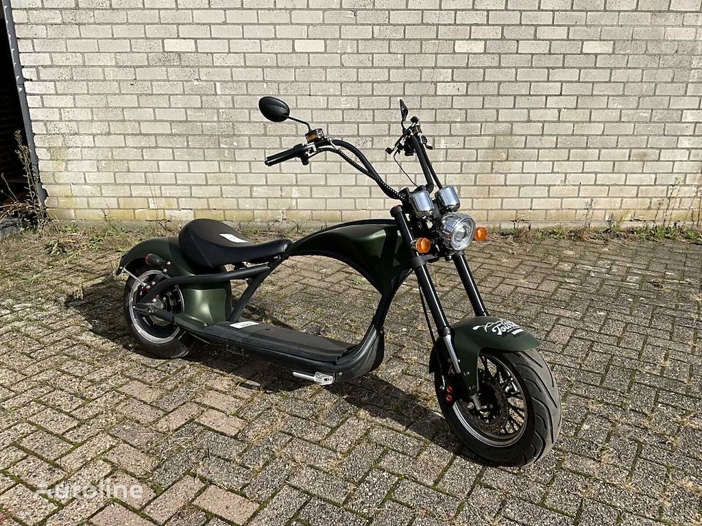 Prodaje se Mangosteen Snorscooter skuter na aukciji