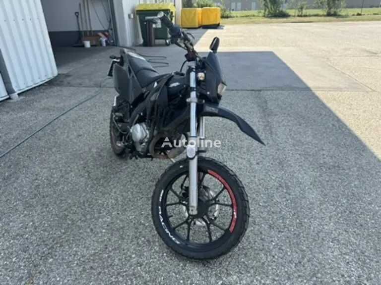 Prodaje se Motorhispania DUNA 125 SME motocikl na aukciji