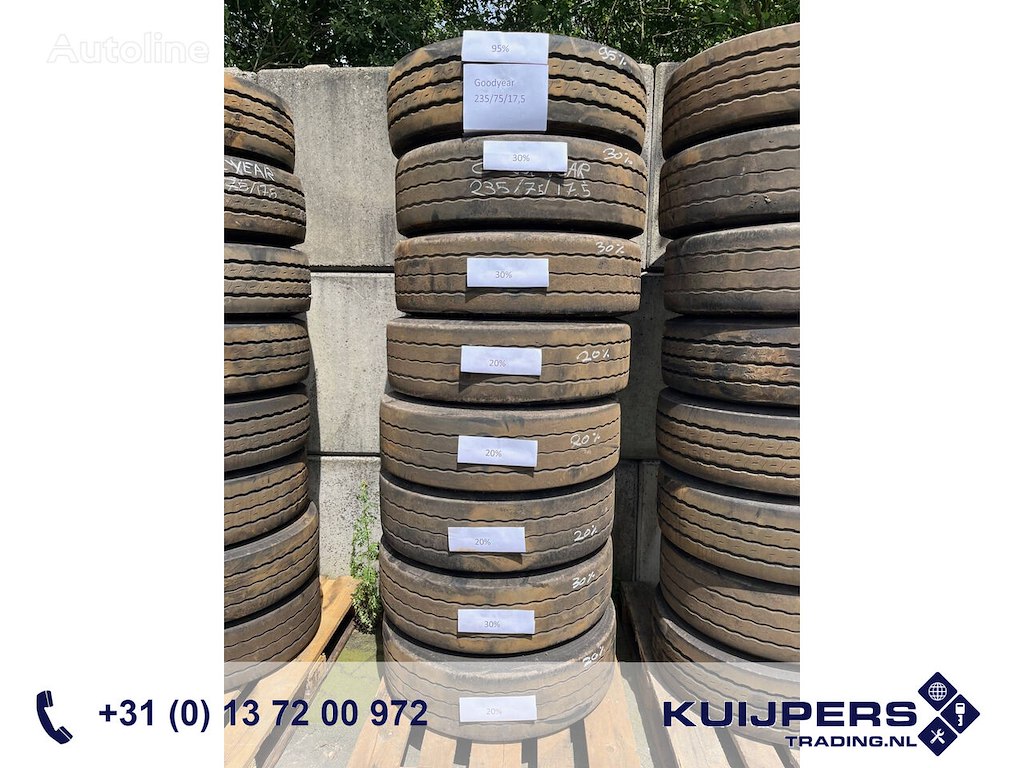 Goodyear 235 / 75 / R17,5 / Band incl velg 10 gats / Stapel 2 točak