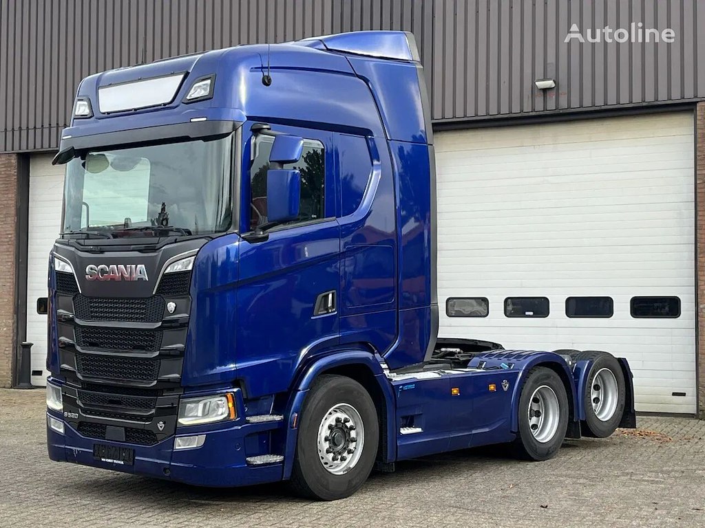 Scania S 520 V8 / Retarder / 315 WB / Full air / Full spoiler / 6x2 / L tegljač