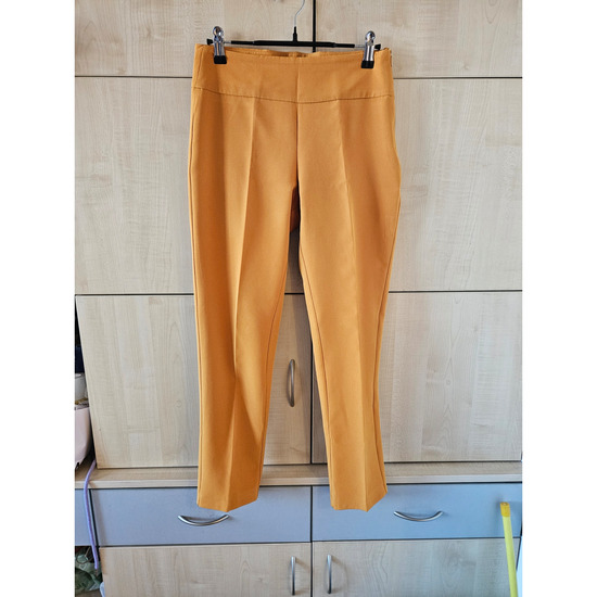 Nove pantalone