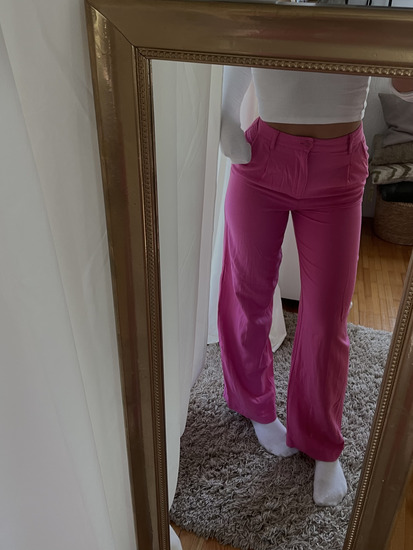 Roze pantalone