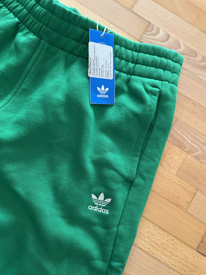 Adidas Essentials donji deo trenerke