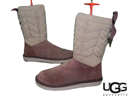 **UGG Australia**original sa hologramom čizme