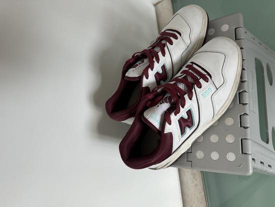 Bordo New Balance 550 patke