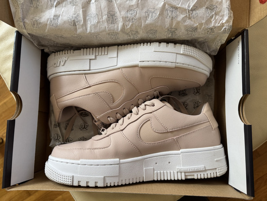 NIKE PIXEL AIR FORCE PATIKE