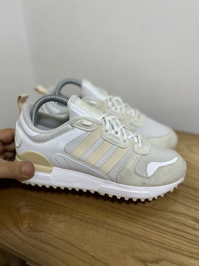 Adidas ZX 700 HD