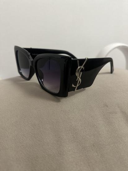 Saint Laurent YSL naocare