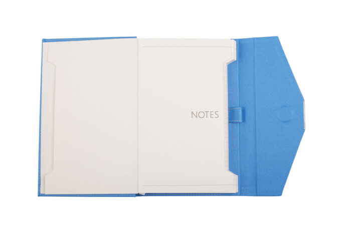 ULTRA Notes sa magnetnim preklopom A5 – Sky blue