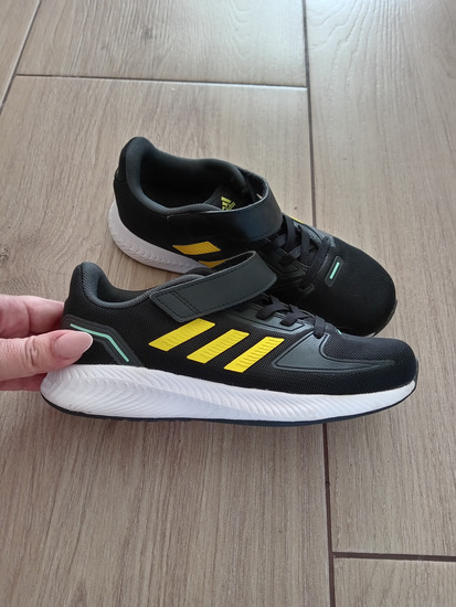 Adidas patike 33 kao nove