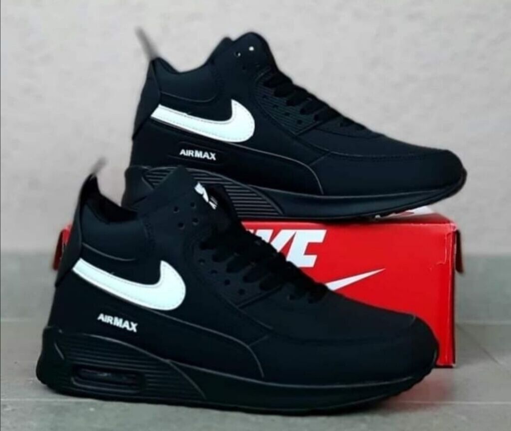   Nike AIR Max Duboke   -Kolekcija Jesen/Zima. -CRNE 42-46 -Sigurna