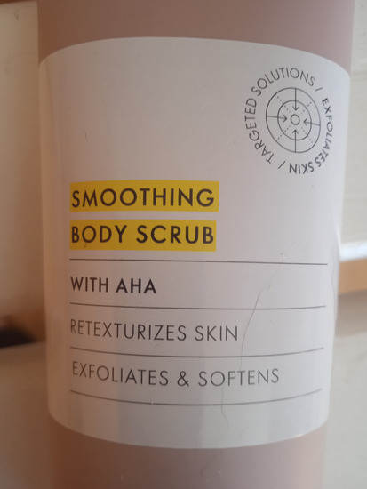 Smoothing body scrub NOV