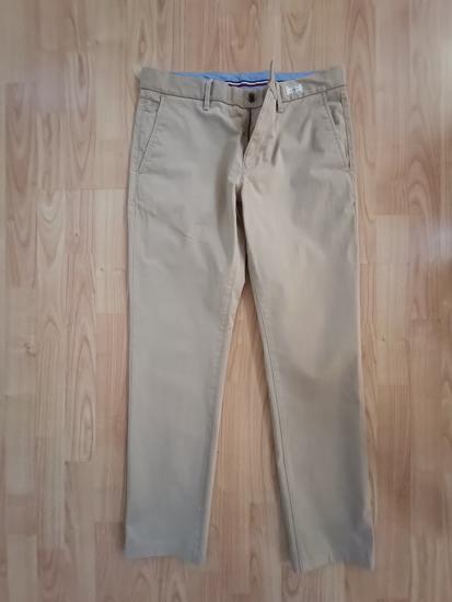 TOMY HILFIGER muske pantalone vel.M