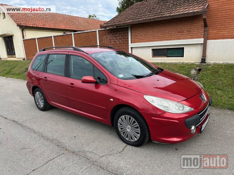 Peugeot 307 1,6b 80Kw Odlican i lep