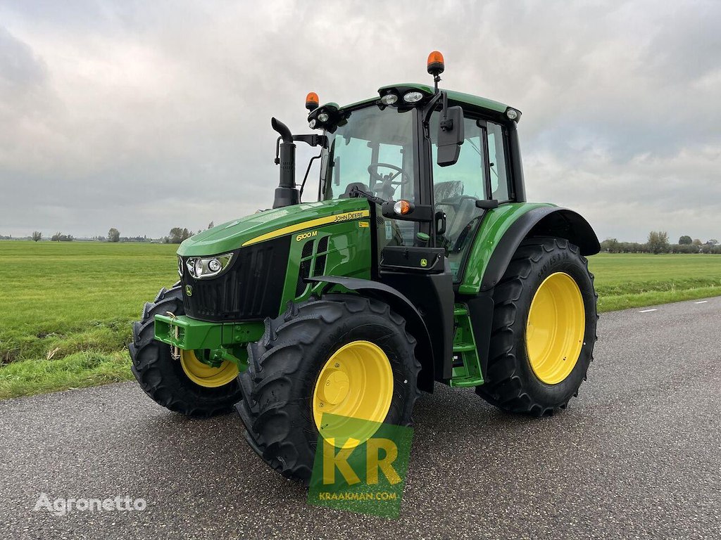 Novi John Deere 6100M traktor točkaš