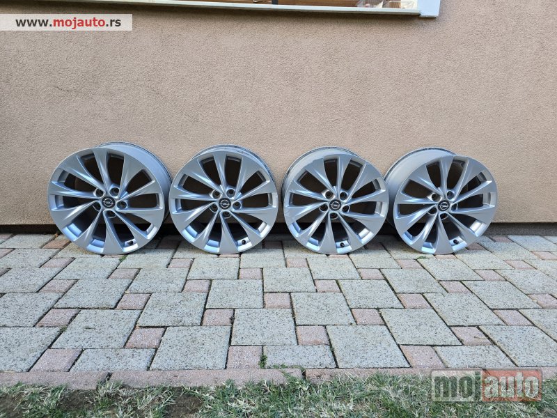 Alu felne 15 5x105 Opel astra K