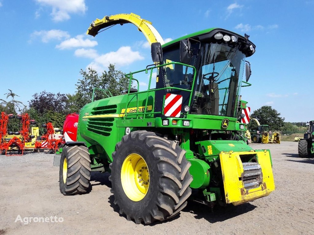 John Deere 7350 krmni kombajn