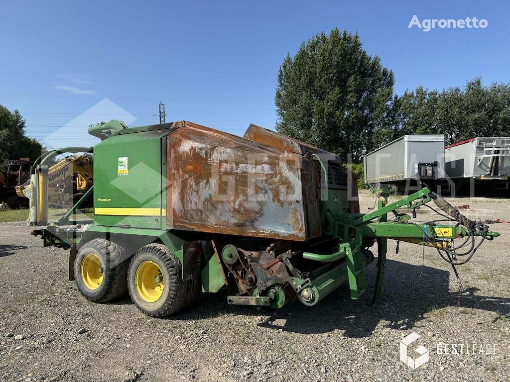 John Deere PRESSE ENRUBANNEUSE balirka za okrugle bale nakon udesa