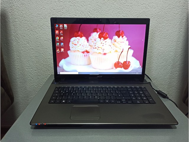 Acer Aspire 7750G Intel i7-2630QM/8GB/320GB/17,3inc