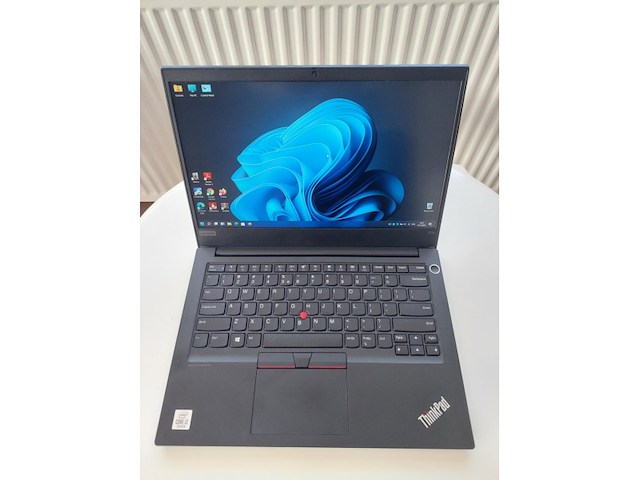 Lenovo ThinkPad E14 - i3-10110u/8Gb/256Gb/FullHD IPS/5h