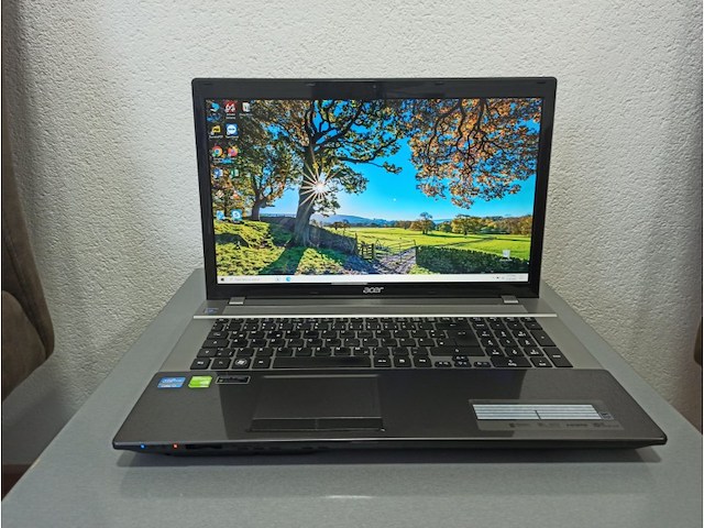 Acer Aspire V3-771G i7-3632QM/8gb/256GBssd/17,3inc