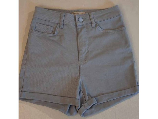 LC Waikiki kratke pantalone vel.XS/S