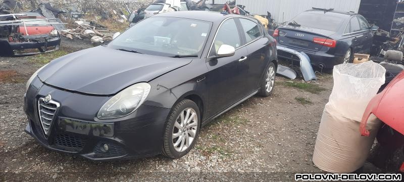 Alfa Romeo Giulietta Jtd Kompletan Auto U Delovima