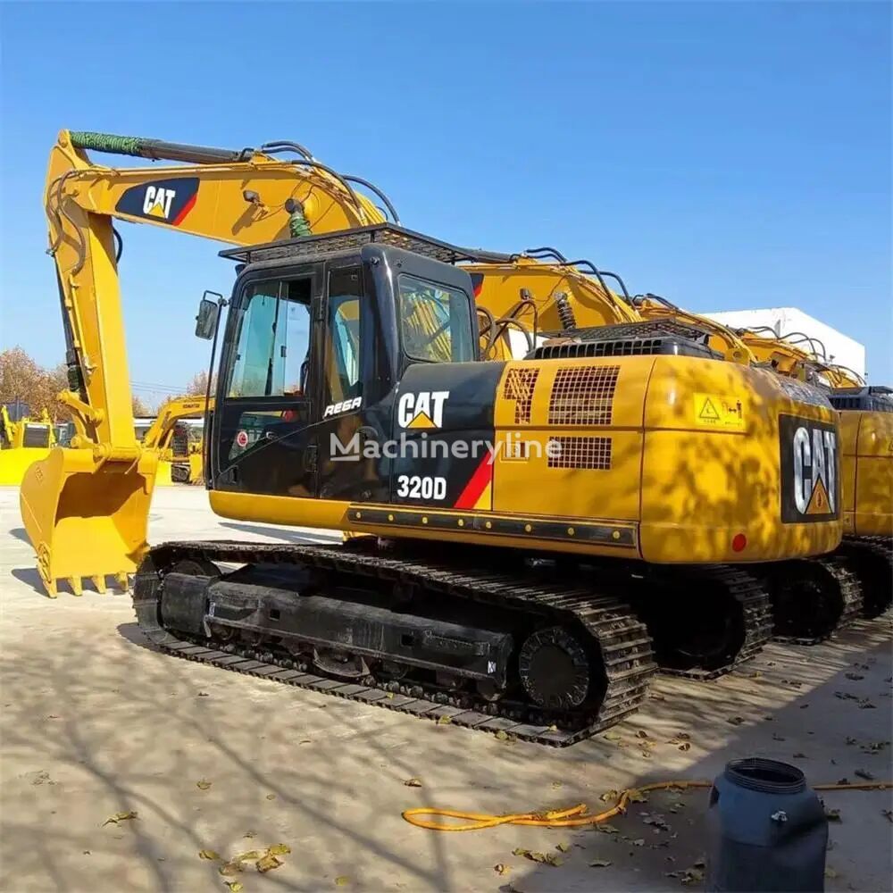 Caterpillar 320d bager guseničar