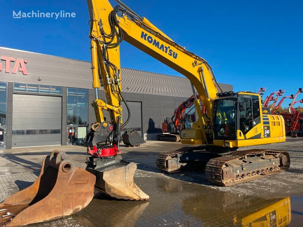 Komatsu PC240LC-11 bager guseničar