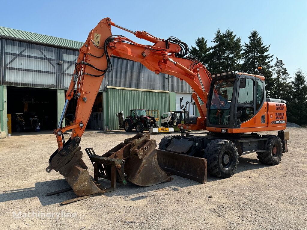 Doosan DX160W-3 bager točkaš