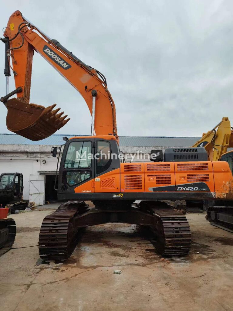 Doosan DX420LC-9C bager guseničar