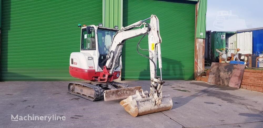 Takeuchi TB230 mini bager