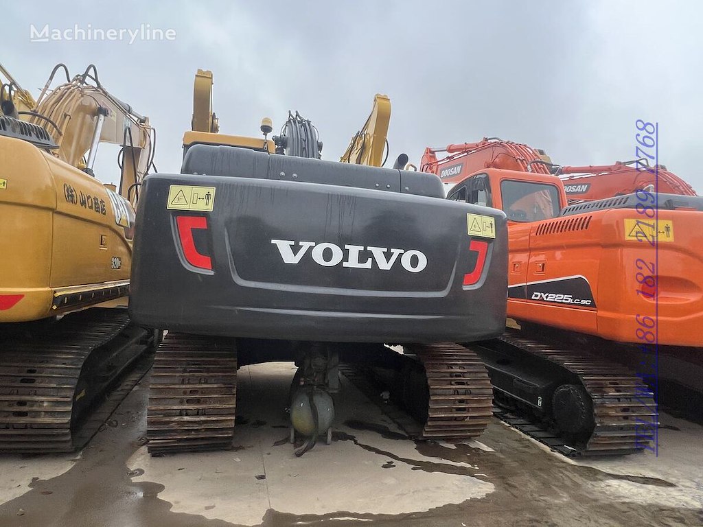 Volvo EC220DL bager guseničar