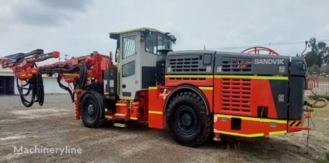 Sandvik DT922i horizontalno bušeće postrojenje