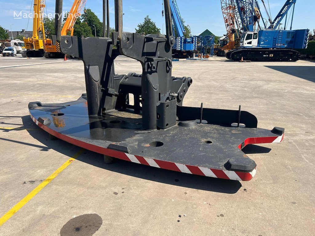 Grove GMK 6400 base counterweight 15 ton protivteža pokretne dizalice