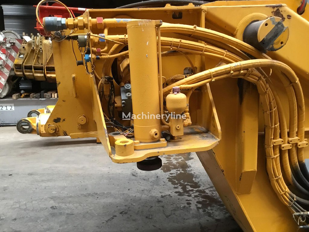 Liebherr LTM 1060-2 counterweight cylinder hidraulični cilindar za Liebherr LTM 1060-2 autodizalice