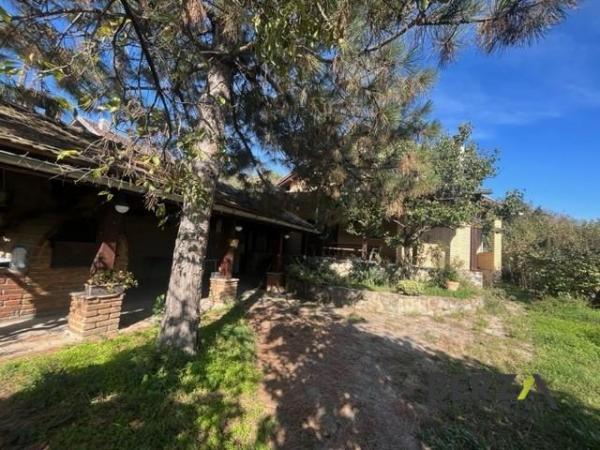 Kuća na prodaju, 719m2, 360.500€