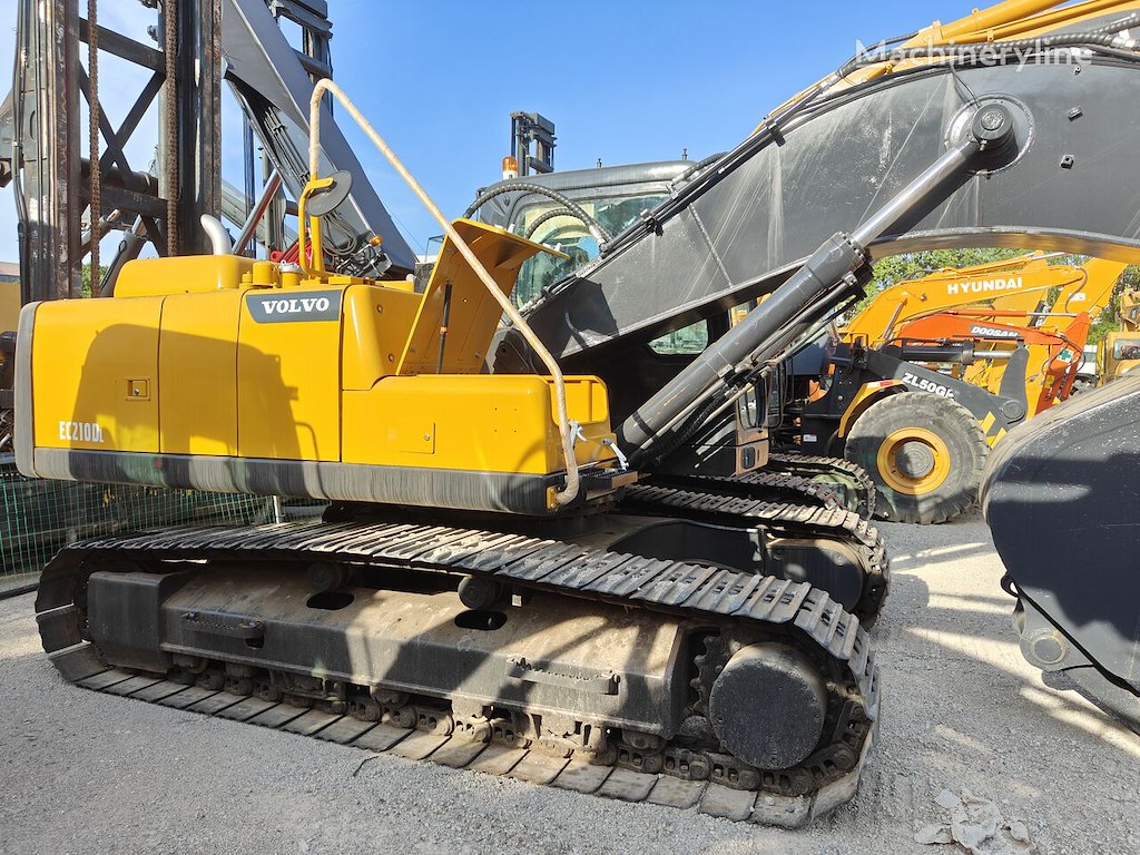 Volvo used ec210dl 21t excavator bager guseničar