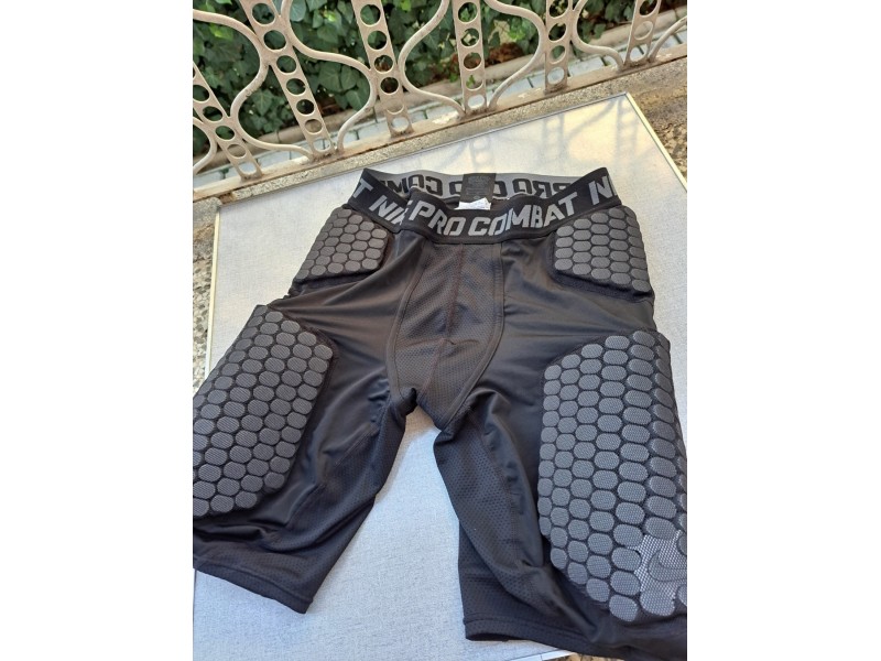 Nike Pro Combat Compression Sorts i Mjaica za sport