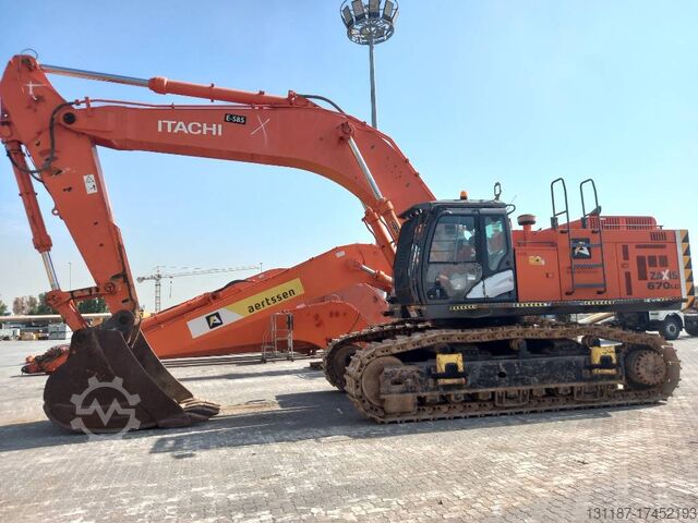 Bager za puzanje
Hitachi ZX670-5G reach (Abu Dhabi)