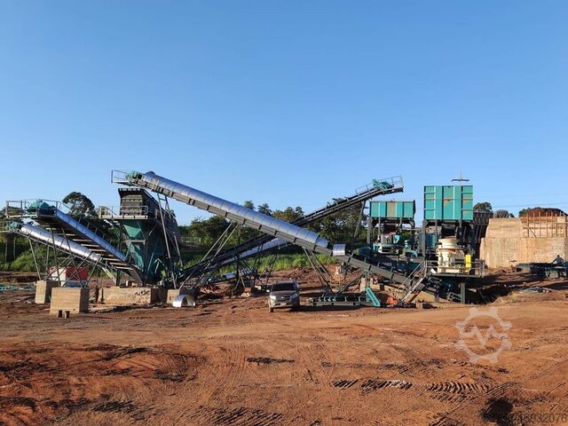 Oprema za razbijanje
Stationary crushing plant 500 T/H Stationary crushing plant 500 T/H