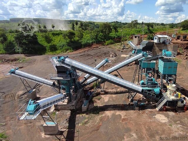 Oprema za razbijanje
50-2000 TPH Crushing And Screening Plant 50-2000 TPH Crushing And Screening Plant