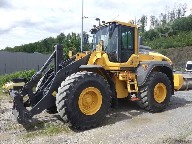 Utovarivač točkova
Volvo L 120 H