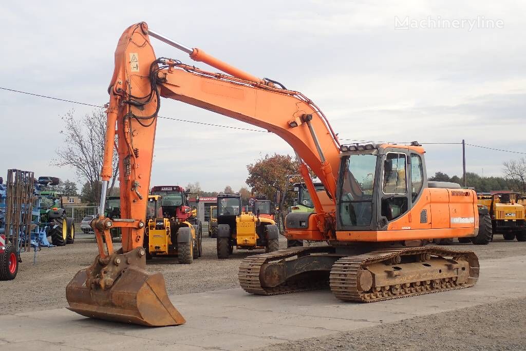 Doosan DX 225 LC bager guseničar