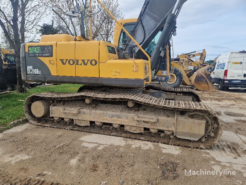 Volvo EC210(mozhlyvyi lizynh) bager guseničar