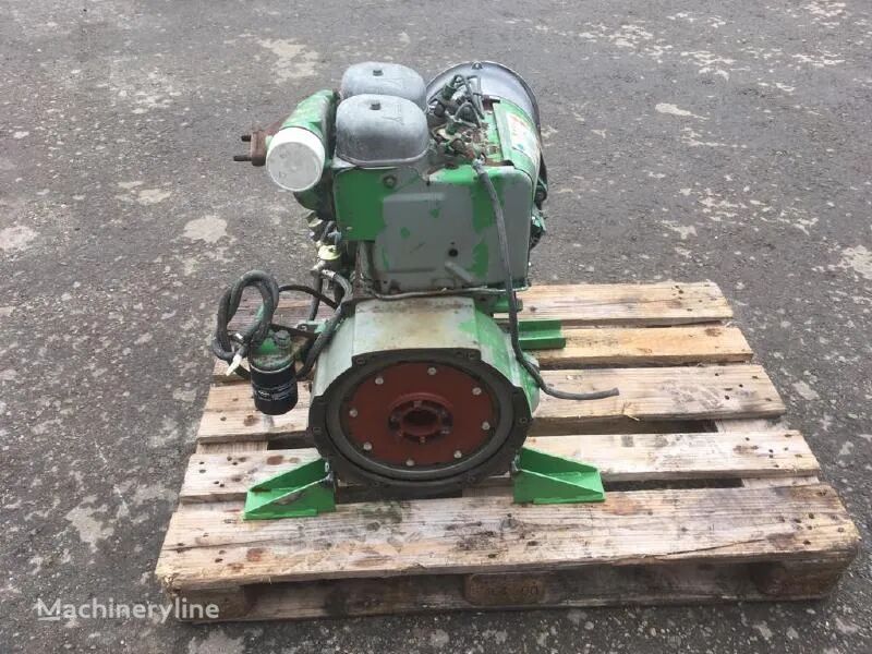 Motor za Deutz 2 Cilindri Second Hand pe Palet građevinske mašine