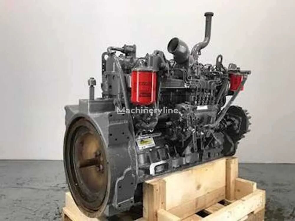 Motor za Komatsu S6D105-1 recondiționat pe palet de lemn građevinske mašine